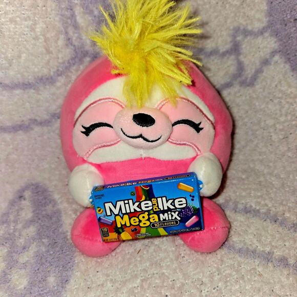 Zuru | Toys | Zuru Snackles Plush Susie The Sloth Mike And Ike | Poshmark